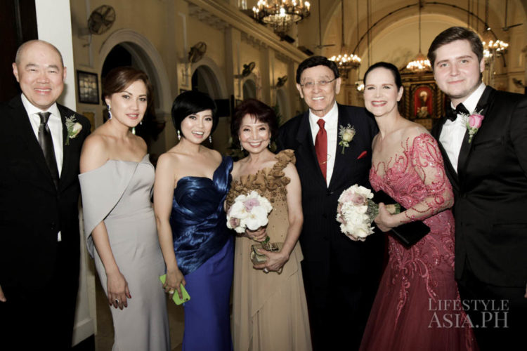 Childhood Sweethearts Wed After Years Apart